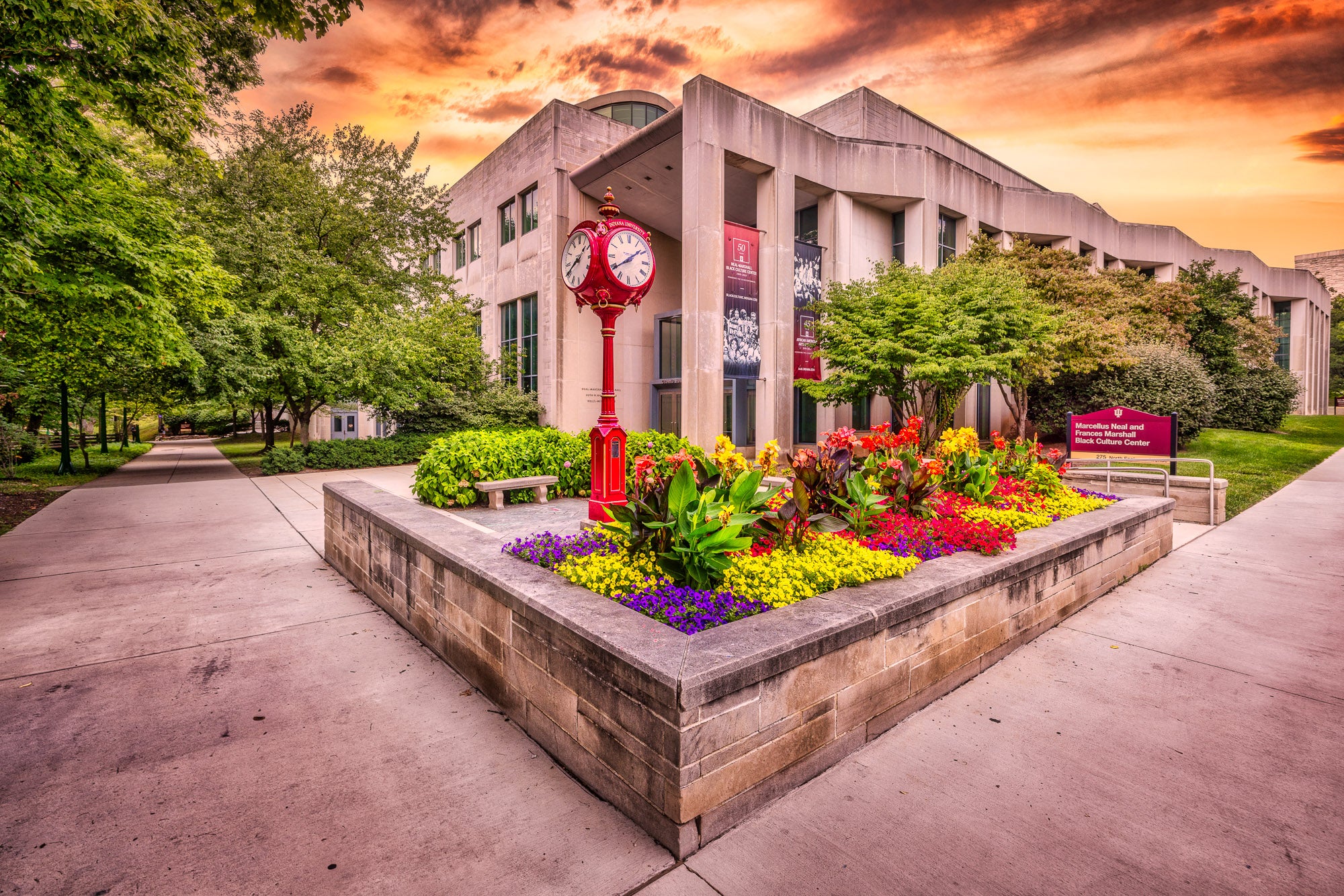 Red Clocks of IU II – Spiral View Photography